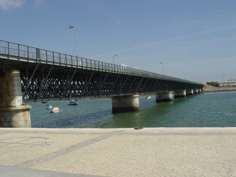 Steel Structure Bridge over Arade River (Rehabilitation and Reinforcing ...